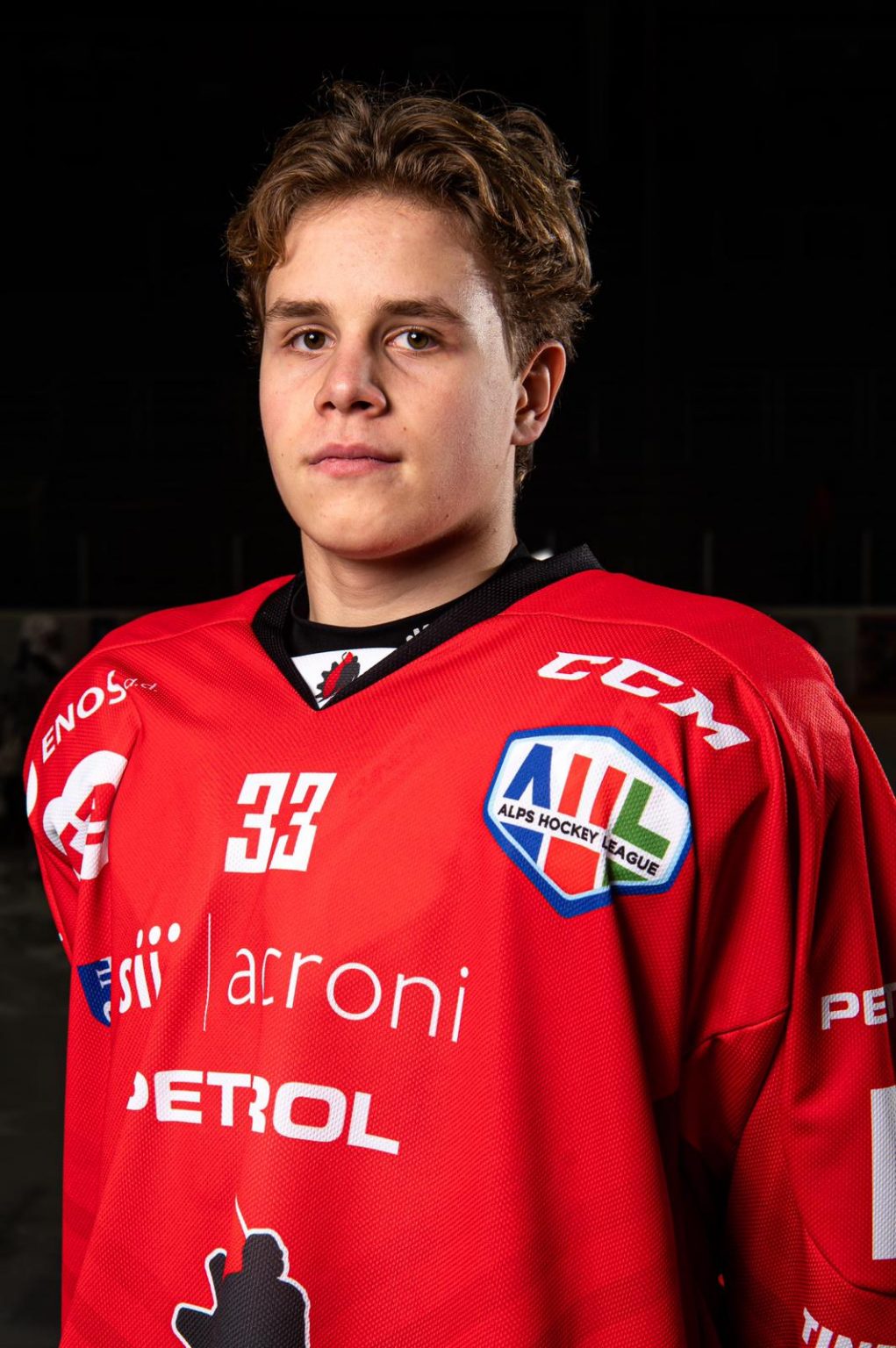 Biography – MAKS PERCIC, promising young hockey player